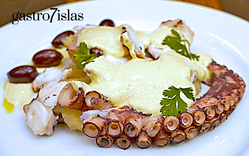 Pulpo al olivo, de la bendita cocina nikkei - Recetas - entre7calderos